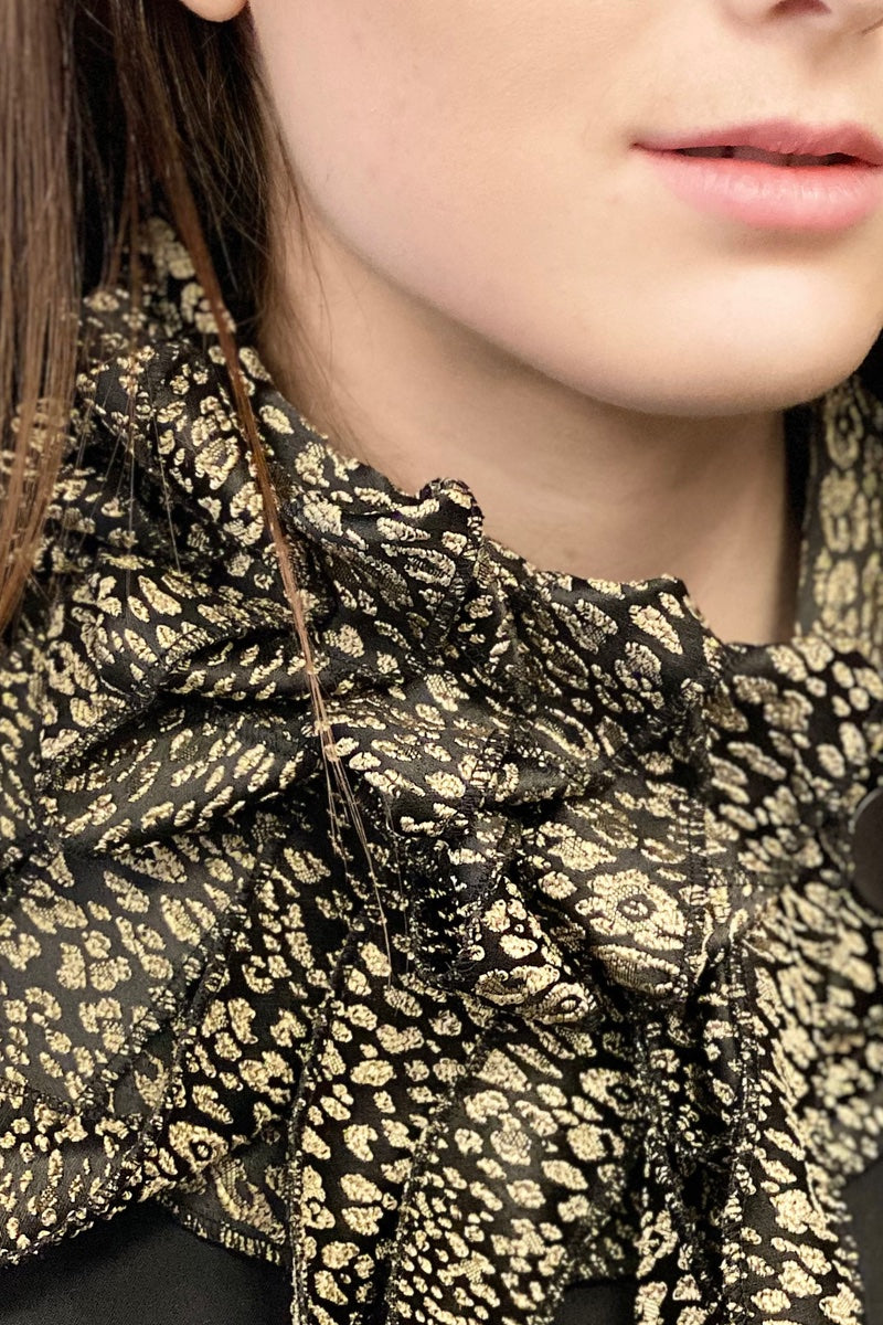 Looking for unusual evening scarves for the festive season. – REW